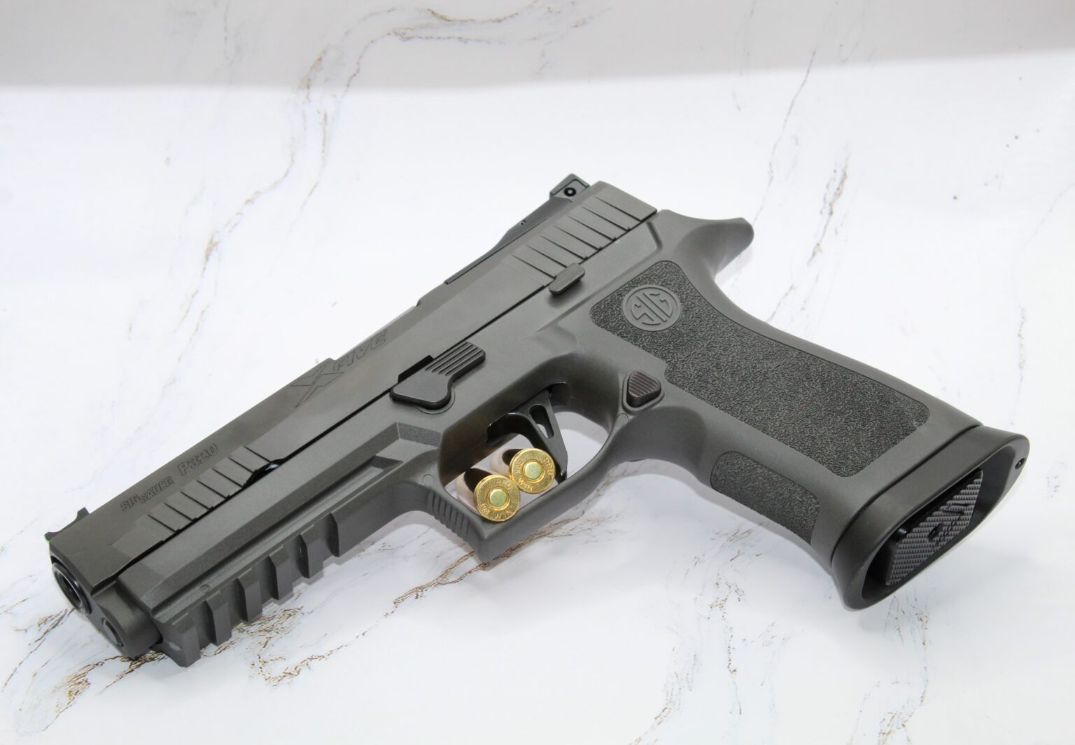 Featured Firearms - Rescuestuff